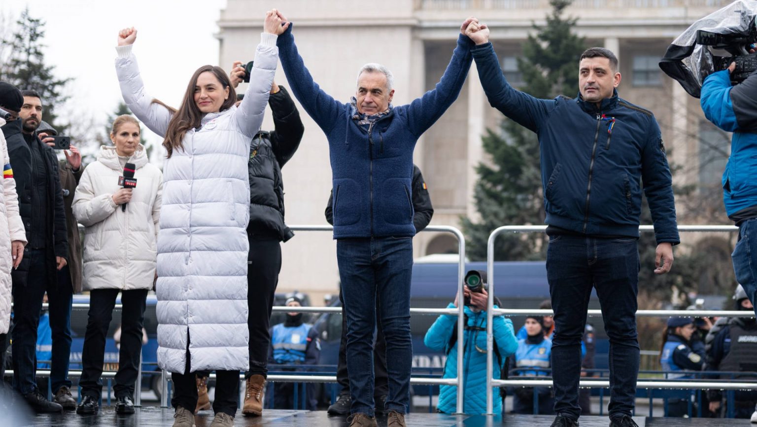 Georgescu-Ausschluss: Der neue Plan der rumänischen Opposition - Apollo ...