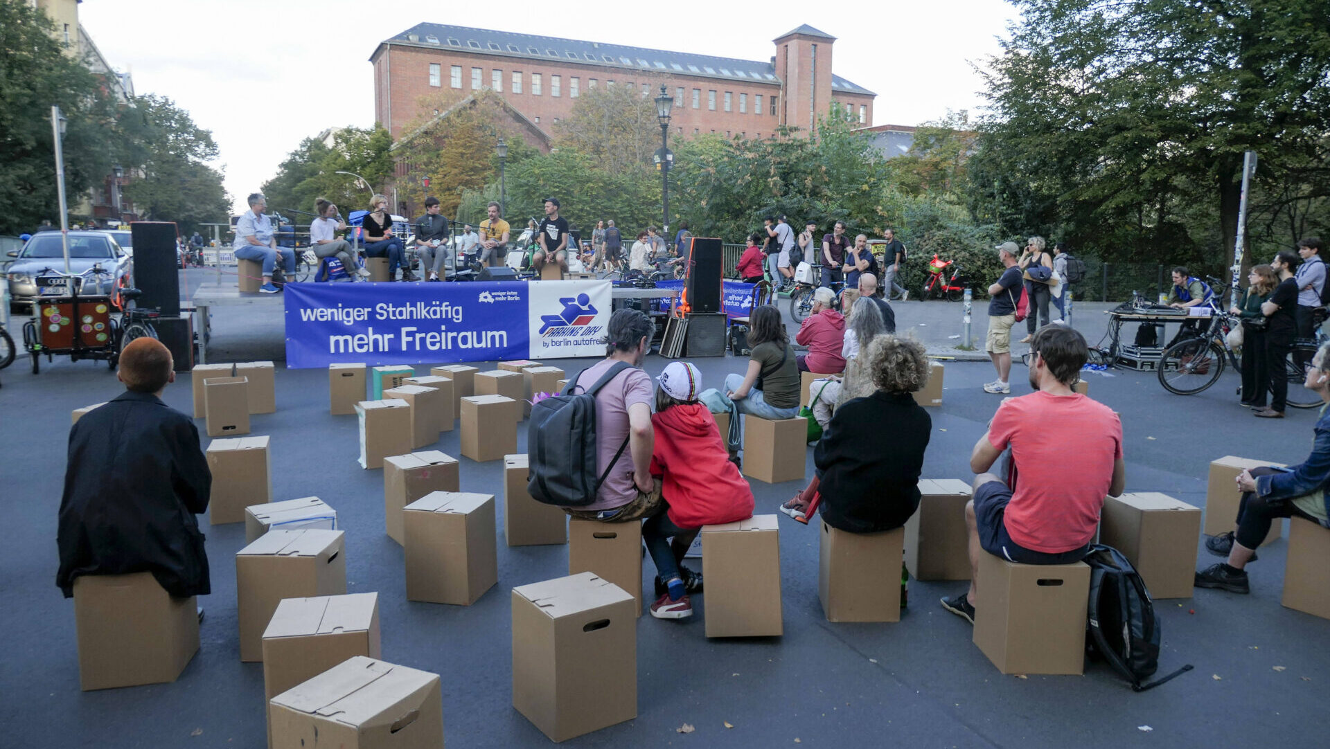 „Berlin autofrei“: Volksentscheid im September 2026 möglich - Apollo News