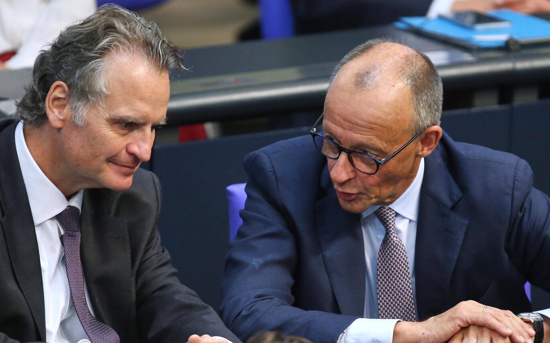 Krings kritisiert Wadephul wegen Aussagen zu Abschiebungen nach Syrien ...