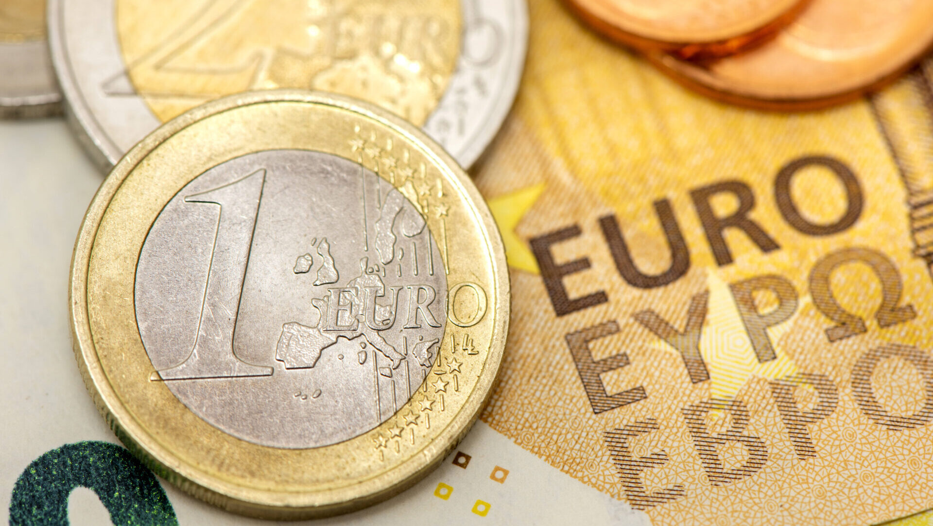 Deutsche wollen 2026 mehrheitlich deutlich sparen - Apollo News