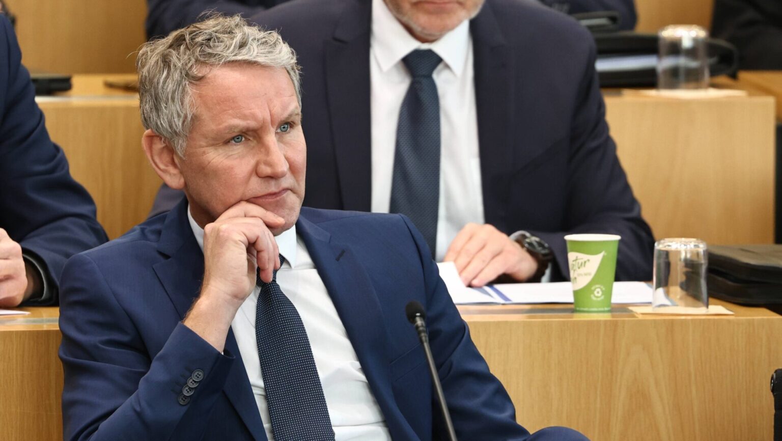Stadt belegt Höcke mit Redeverbot - Apollo News