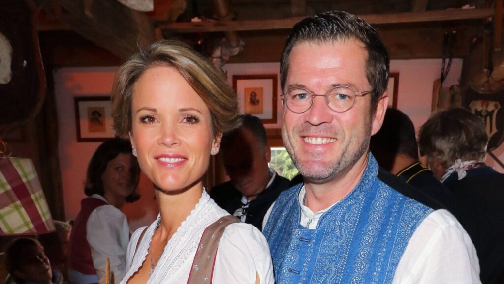 Kreditkartenliste In Den Epstein Files Guttenbergs Ex Frau Verneint