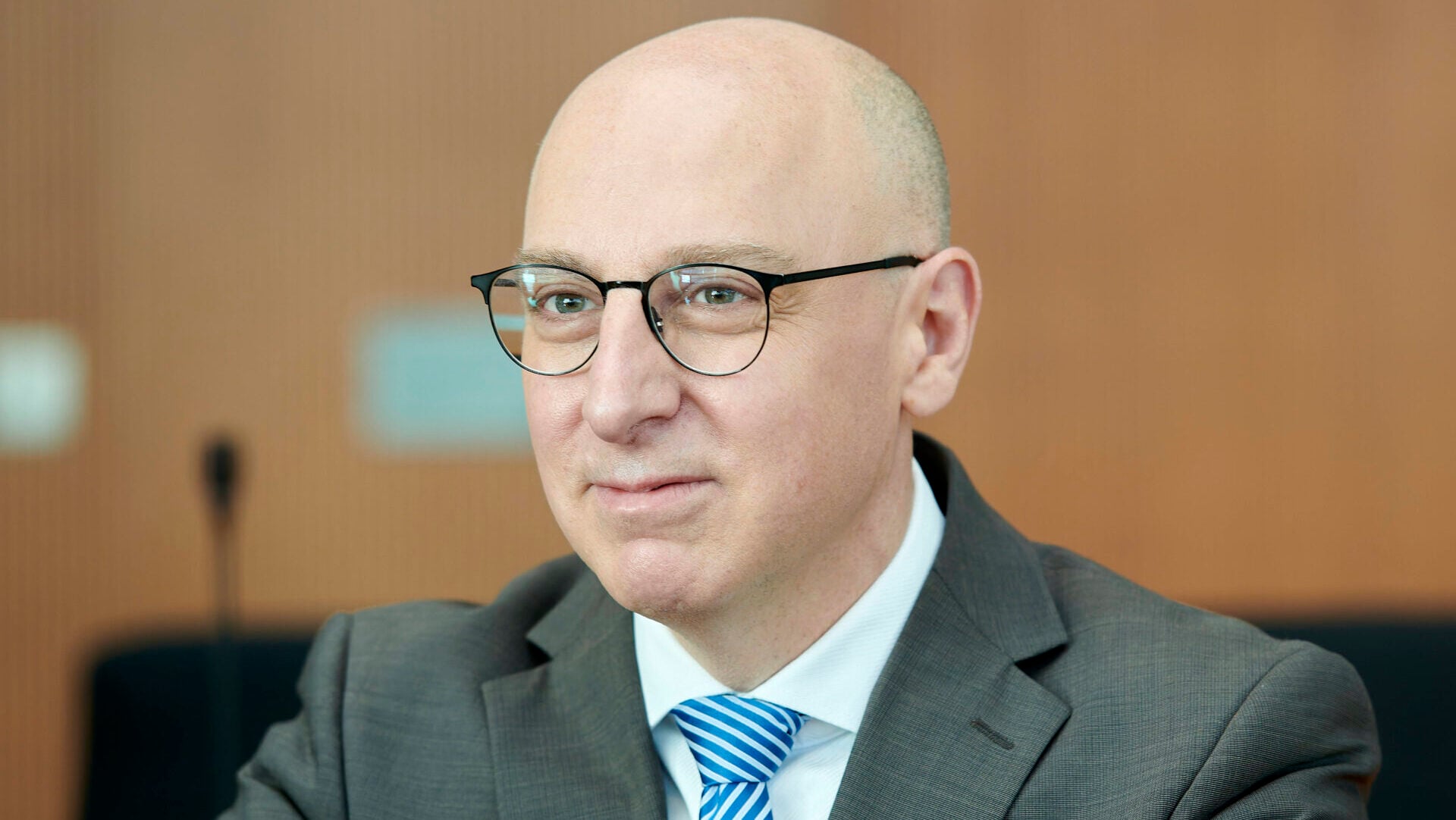 Computer und Handys ausspionieren: Selen will den Verfassungsschutz zu ...